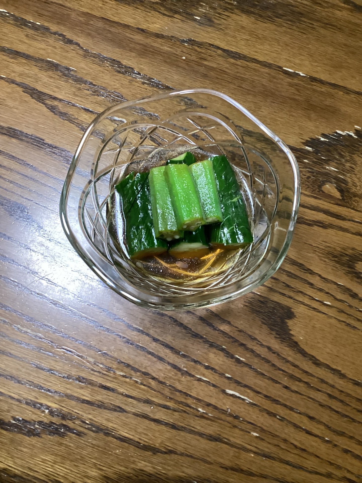 蛇腹きゅうりとオクラのめんつゆ漬け: シナモンののんびり手作り日記